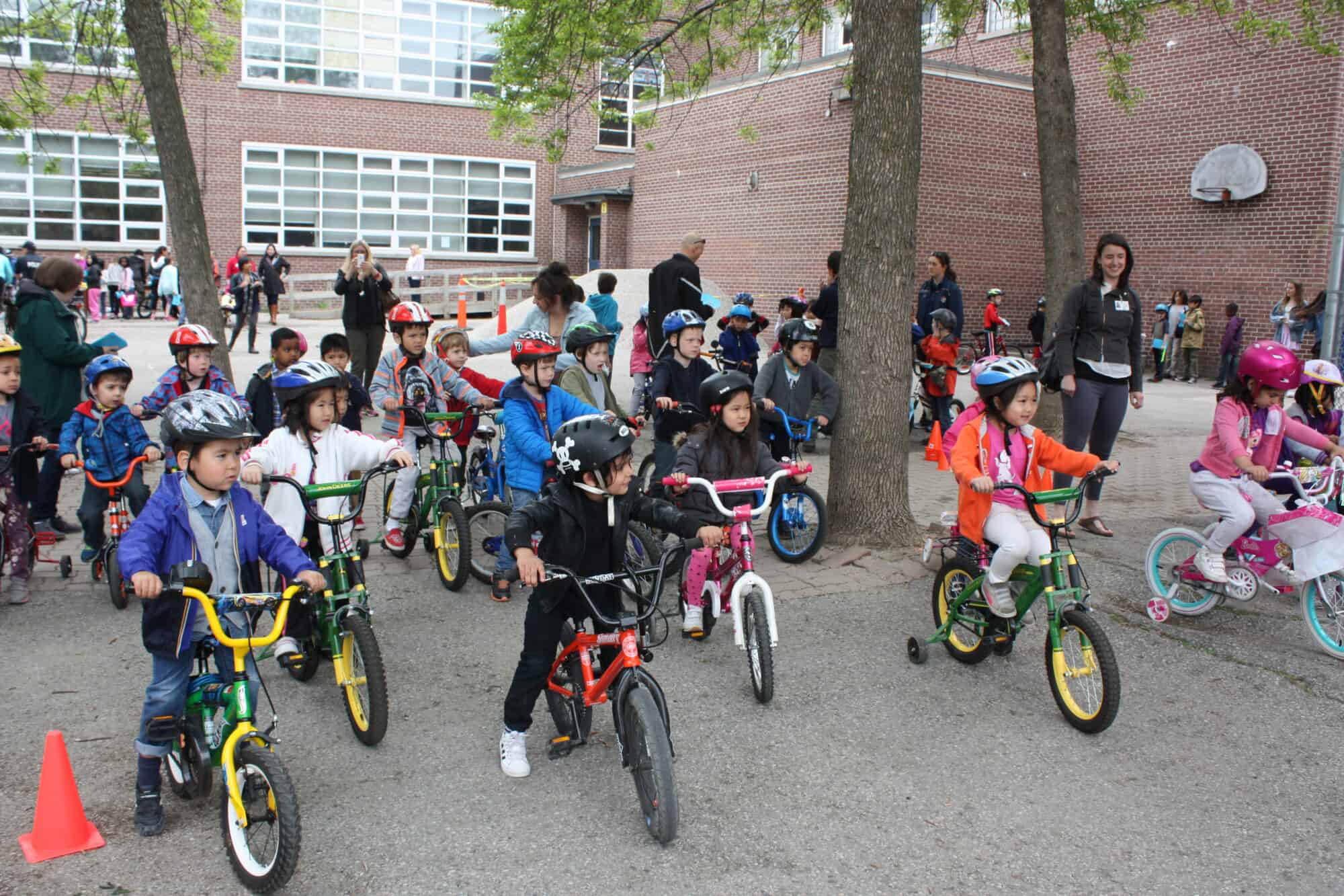 3 Ways to Get Kids on Bikes for Bike to School Week 2025 - Green ...